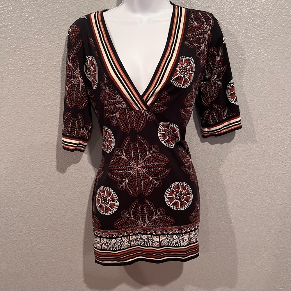 Max Studio Deep Cleavage Top - Gem